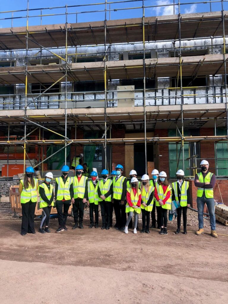 Coundon Court students enjoy site visit | Interclass | News